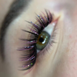 False Halloween Eyelashes: Top Unique Lash Styles To Glam Up Your Costume