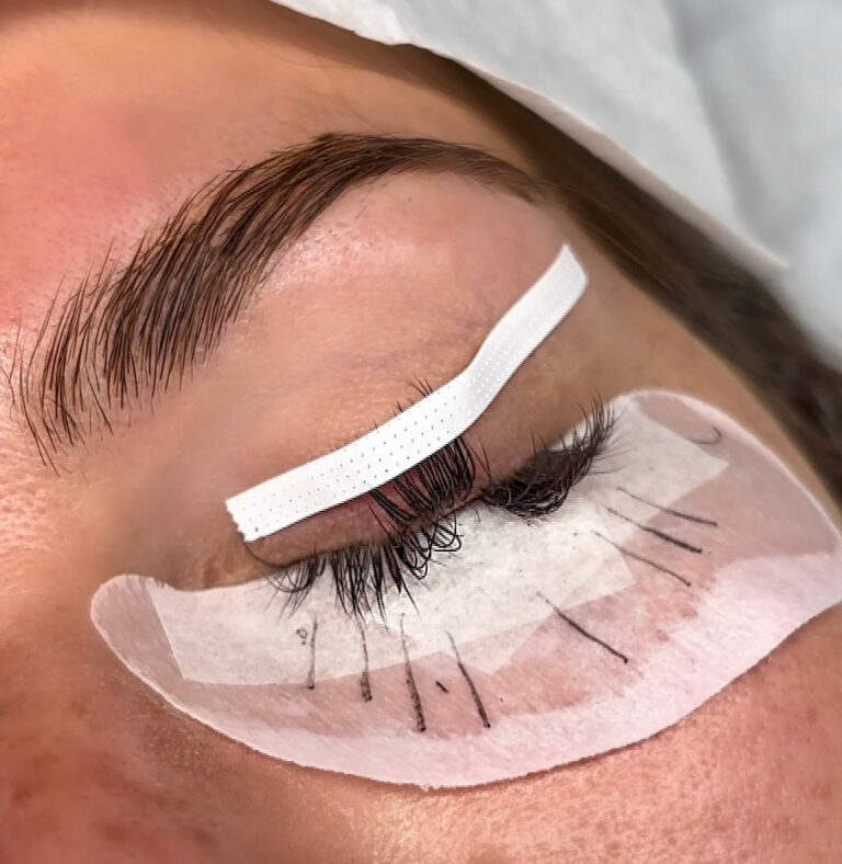Lash Isolation: How To Become A Professional?
