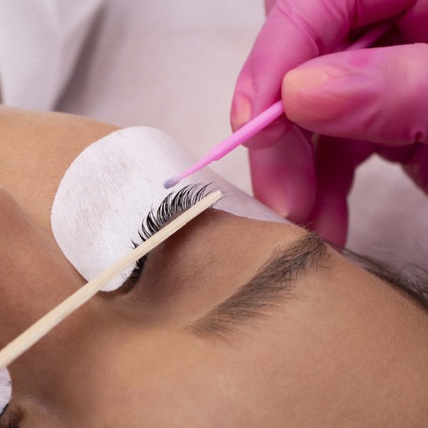 5 Most Eyelash Extensions Curls And How To Use Them