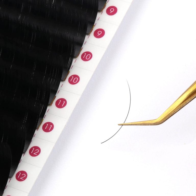 Natural Looking Lash Extensions - Beginner's Top Pick